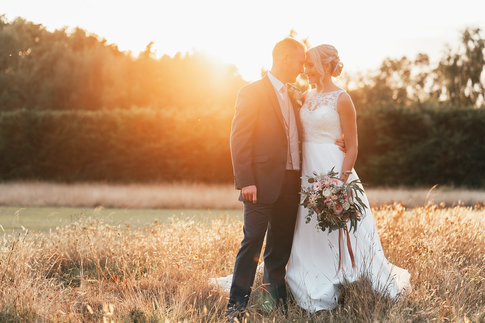 HOW TO CHOOSE A GREAT WEDDING PHOTOGRAPHER - Harper Weddings