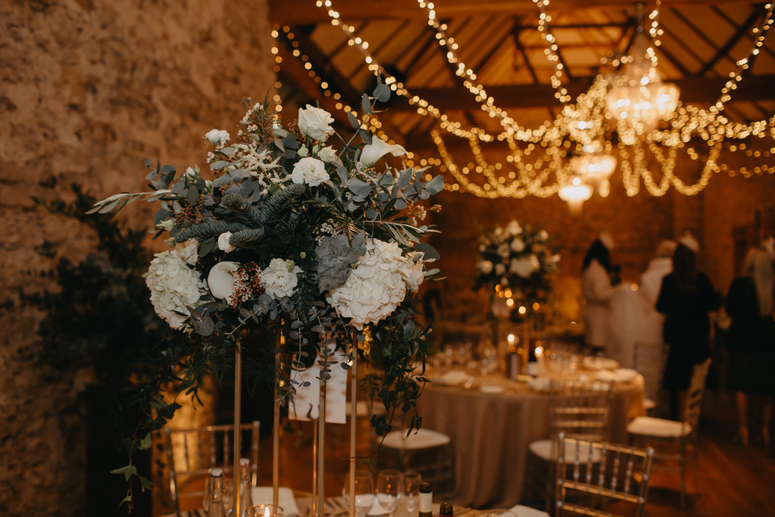 STYLISH DÉCOR IDEAS FOR YOUR WEDDING VENUE - Harper Weddings